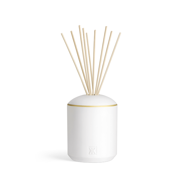 Mon beau Sapin ⋅ Fragrance diffuser ⋅ 300ml & 9 reeds ⋅ Maison Francis ...